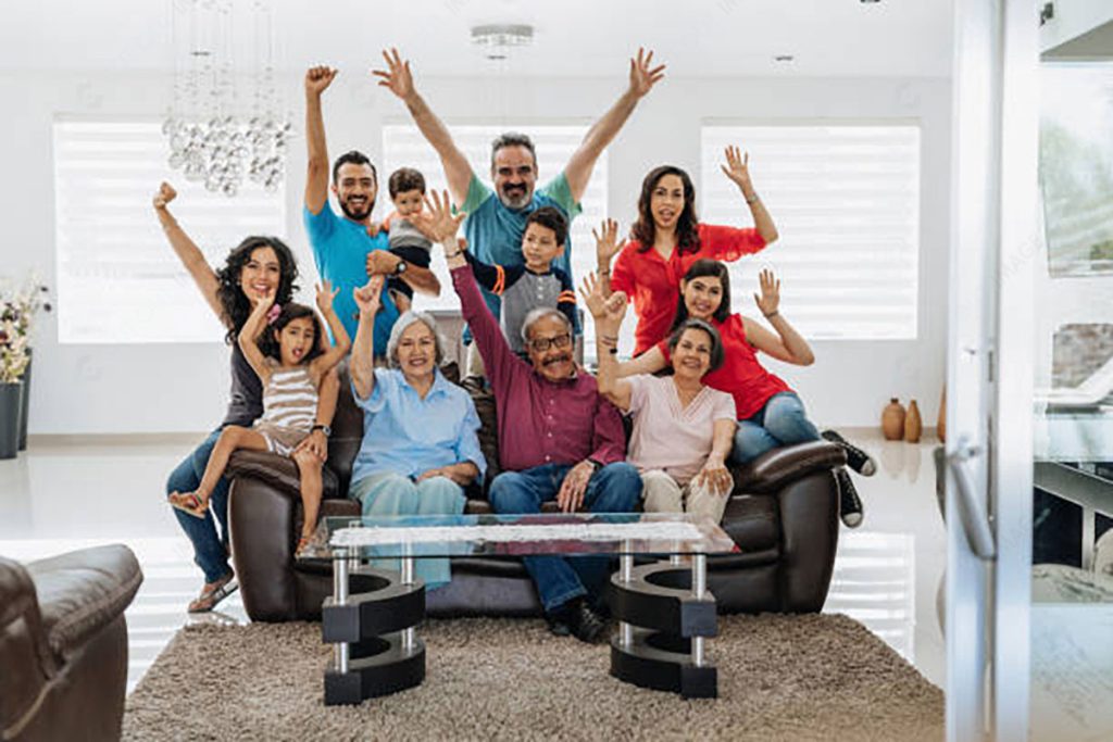 Creative Large Family Photo Ideas